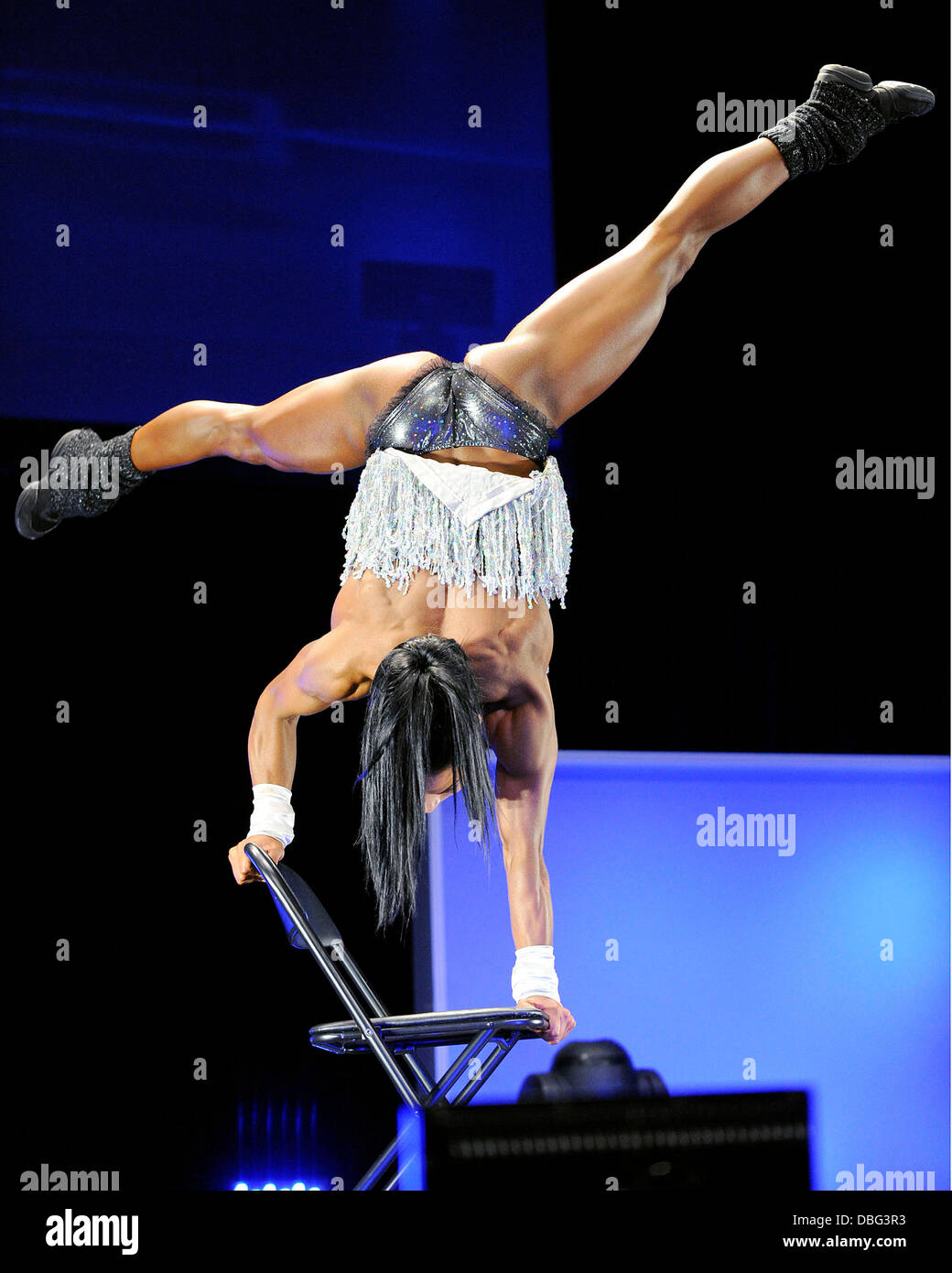 Myriam Capes Women's Fitness Competition 2011 IFBB Toronto Pro ...