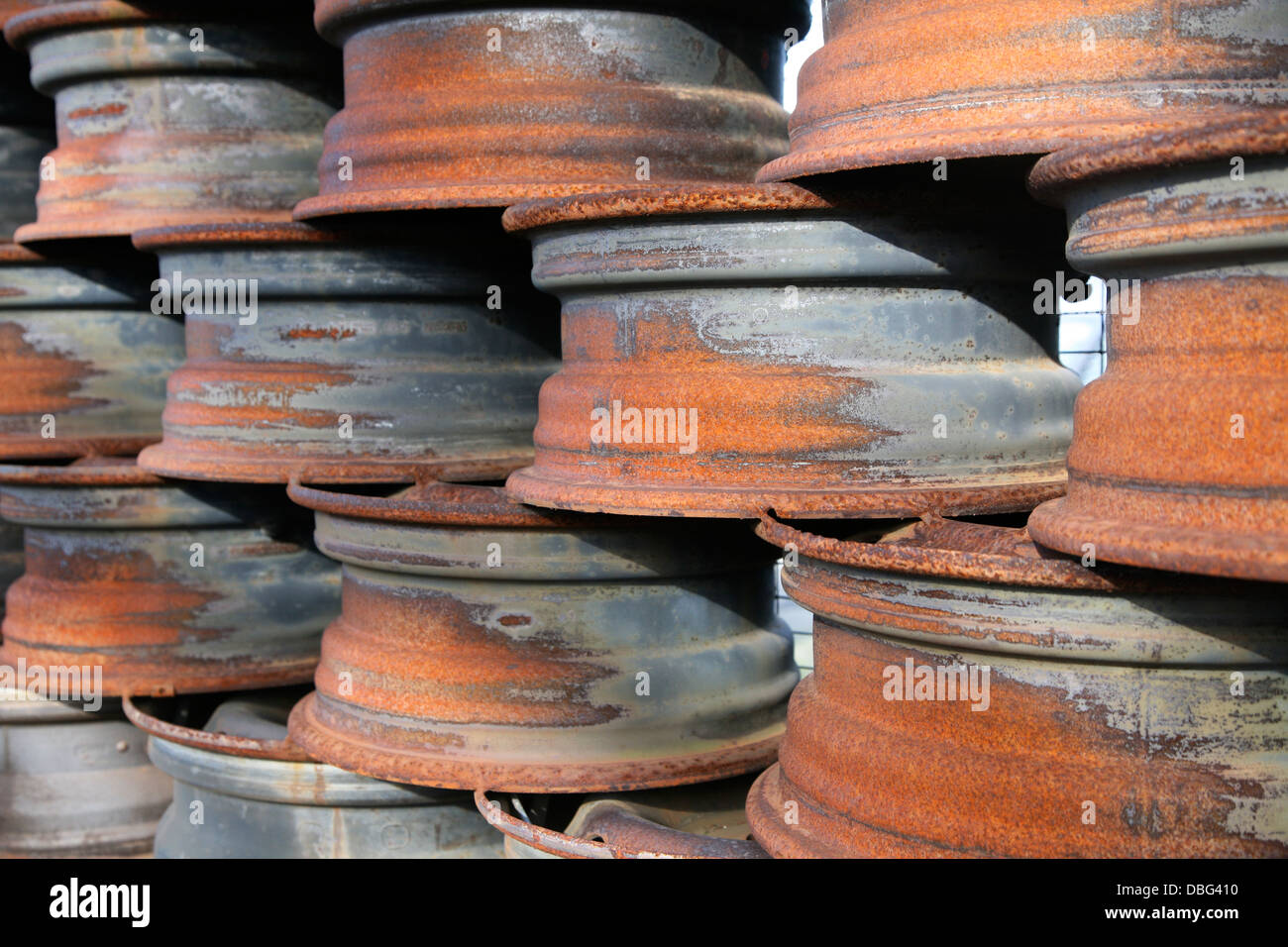 rusty wheel rims Stock Photo - Alamy