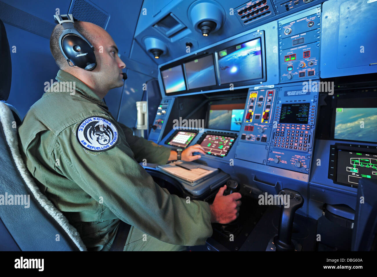 Operates refueling pod during mission off the coast of queensland hi ...