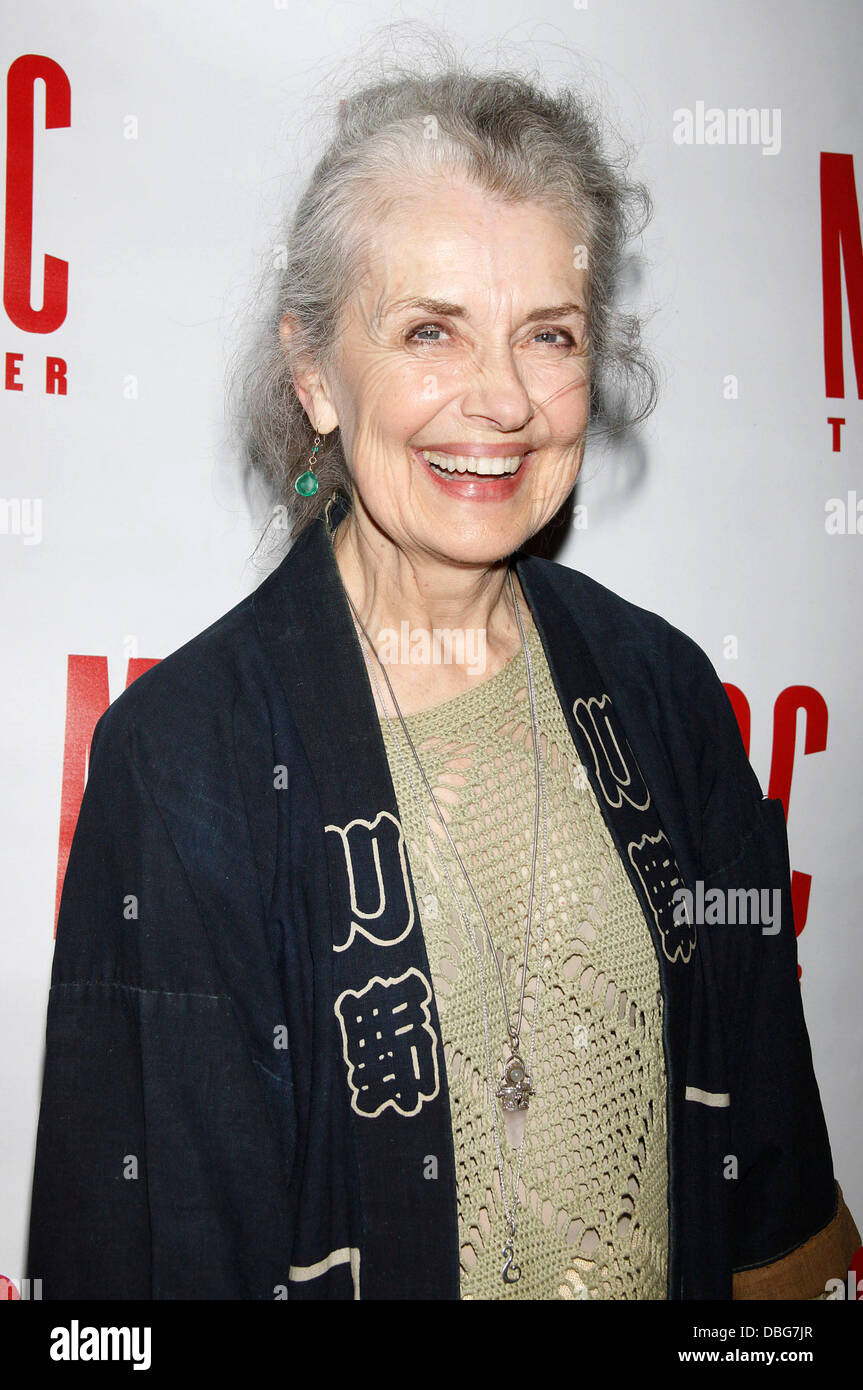 Mary Beth Peil