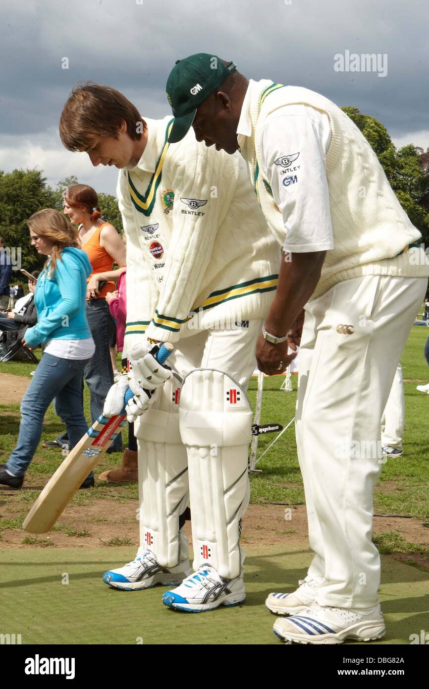 Devon malcolm cricket hi-res stock photography and images - Alamy