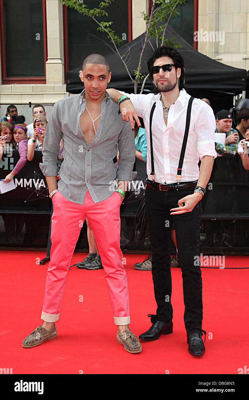 Never Ending White lights- Daniel Victor and J-Digz 22nd Annual ...