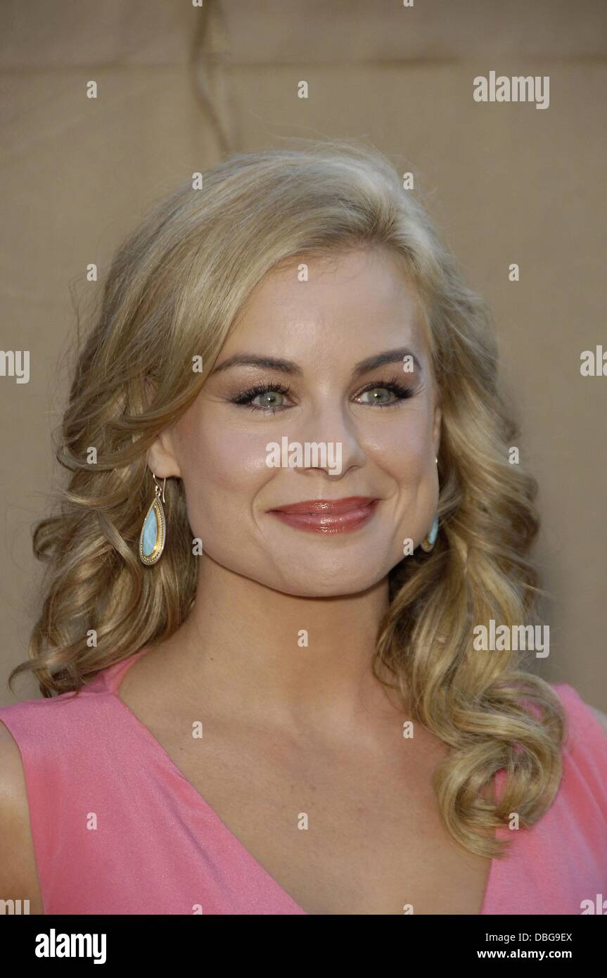 Los Angeles, CA. 29th July, 2013. Jessica Collins at arrivals for TCA ...
