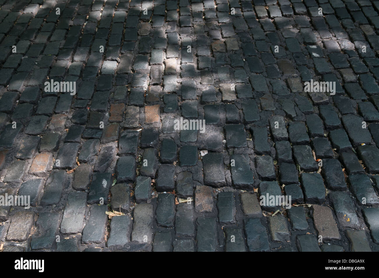 Cobblestone dublin hi-res stock photography and images - Alamy
