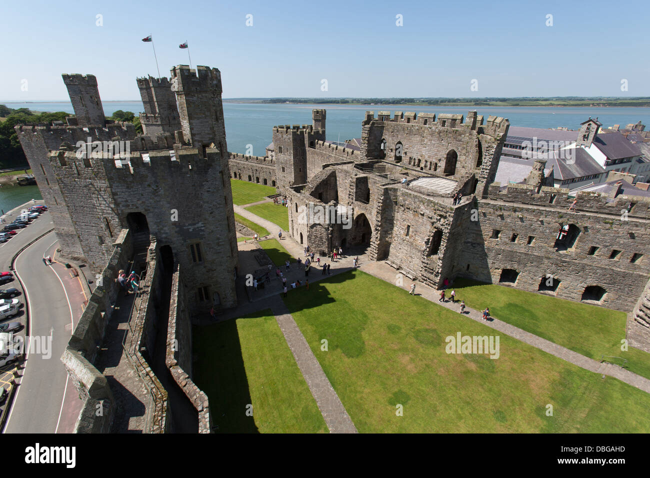 Caernarfon castle kings gate hi-res stock photography and images - Alamy