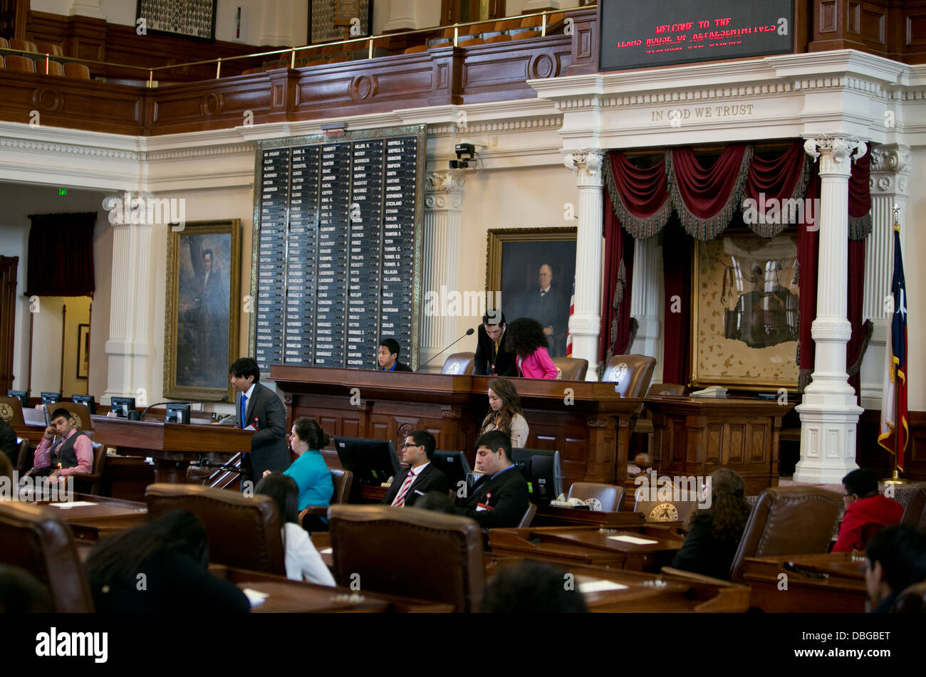High school students participate in a mock legislative session at the ...