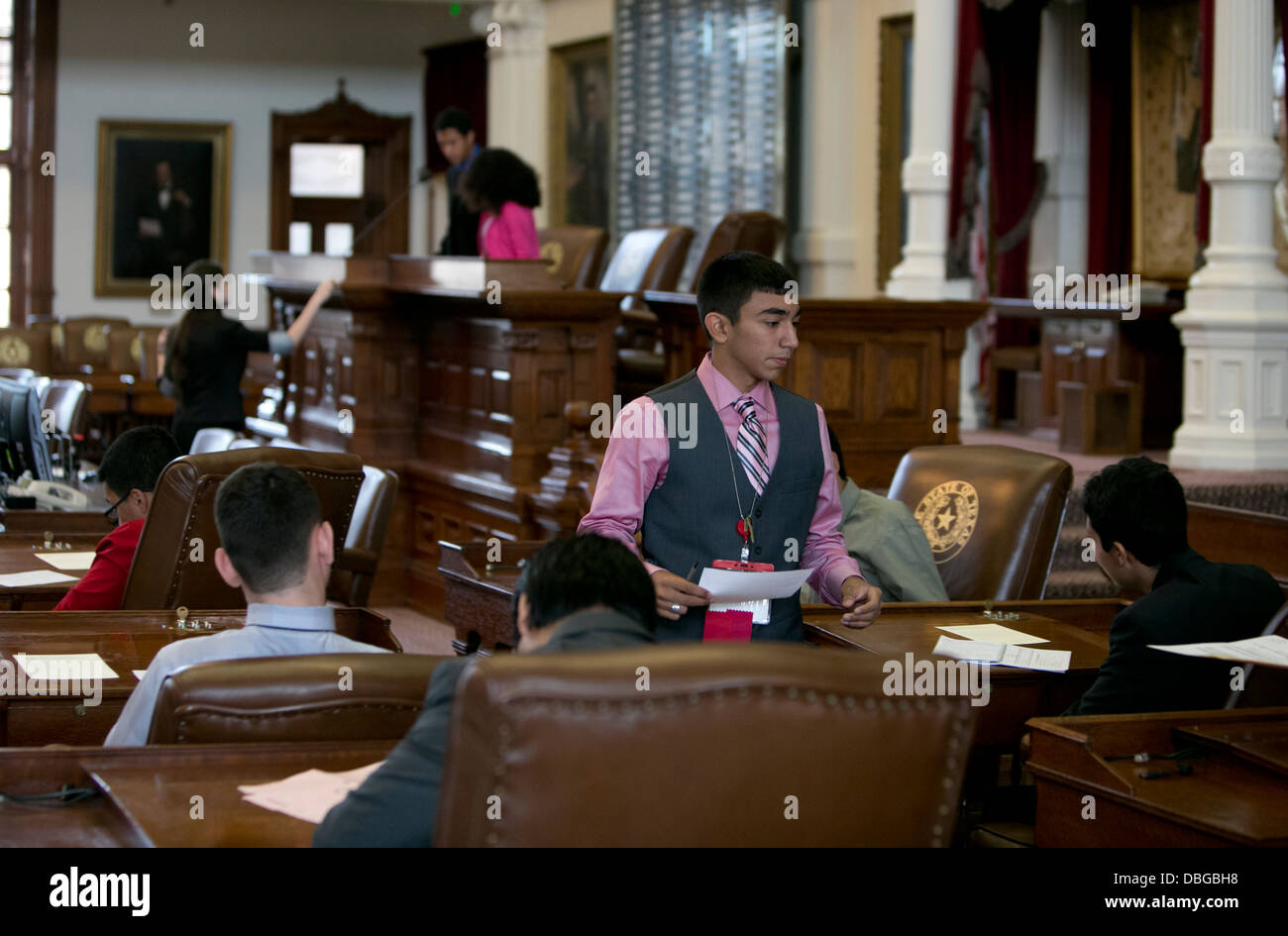 High school students participate in a mock legislative session at the ...