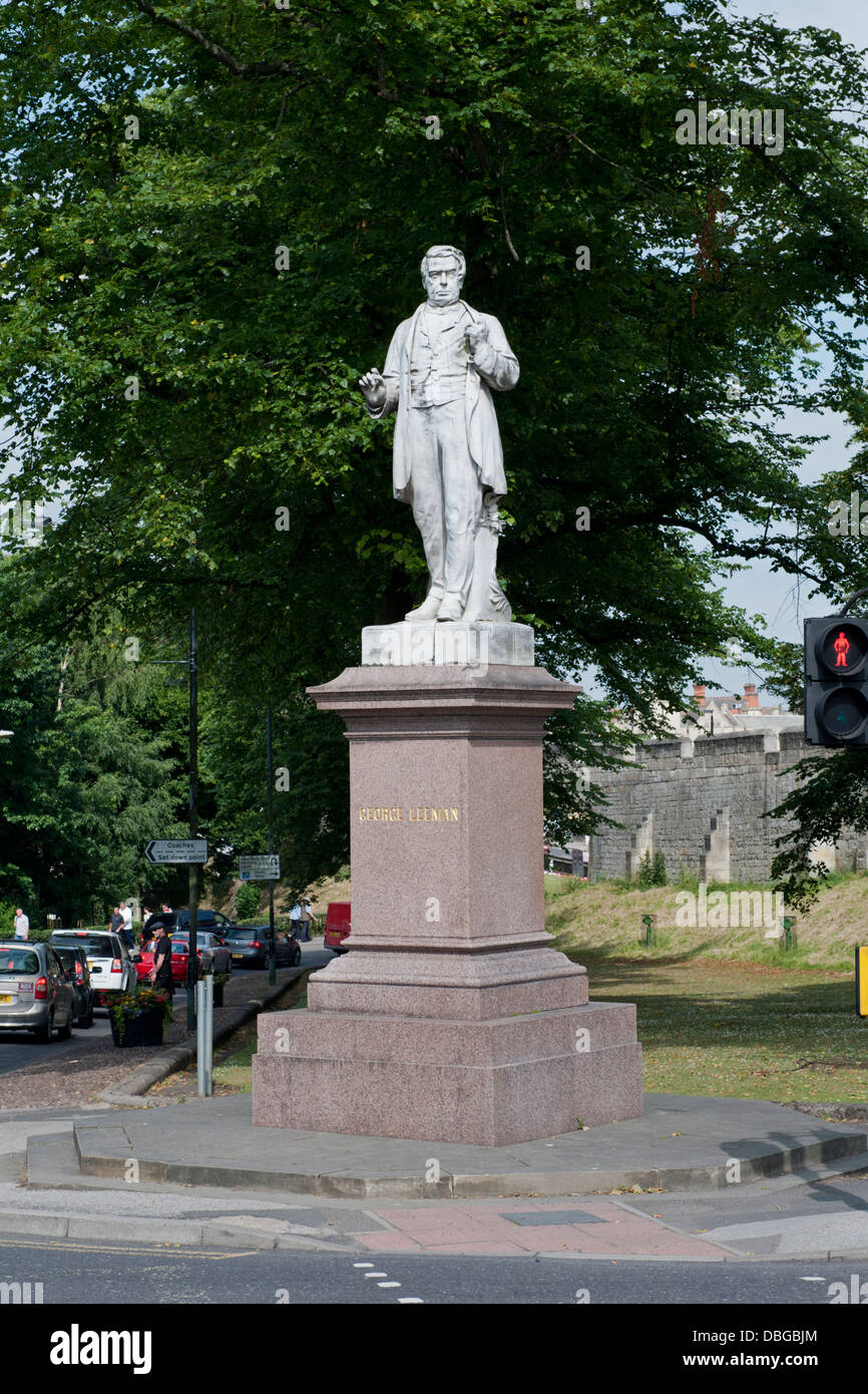 George leeman statue york hi-res stock photography and images - Alamy