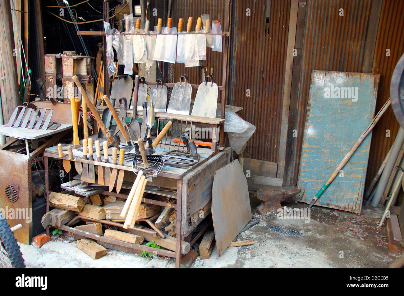 Farming tools hi-res stock photography and images - Alamy