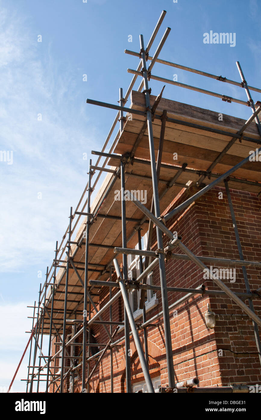 Scaffold tubes hi-res stock photography and images - Alamy