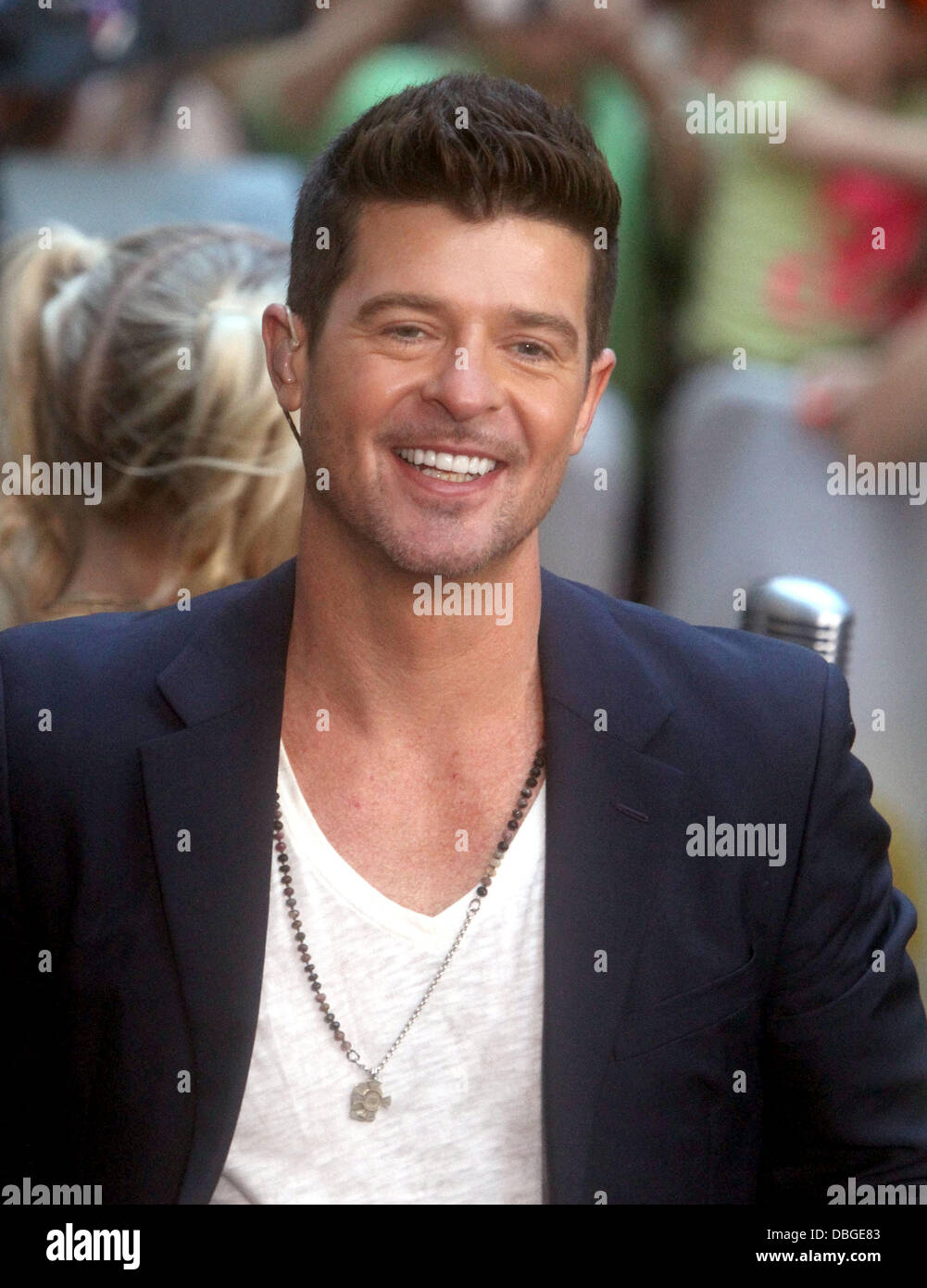 New York, New York, USA. 30th July, 2013. Singer ROBIN THICKE performs ...