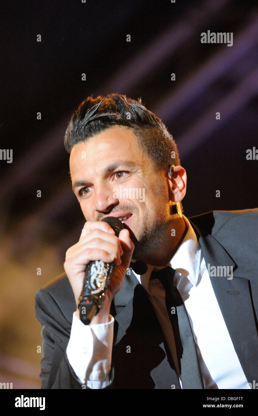 Peter Andre singing in concert at Swindon Big Summer Session at STFC ...