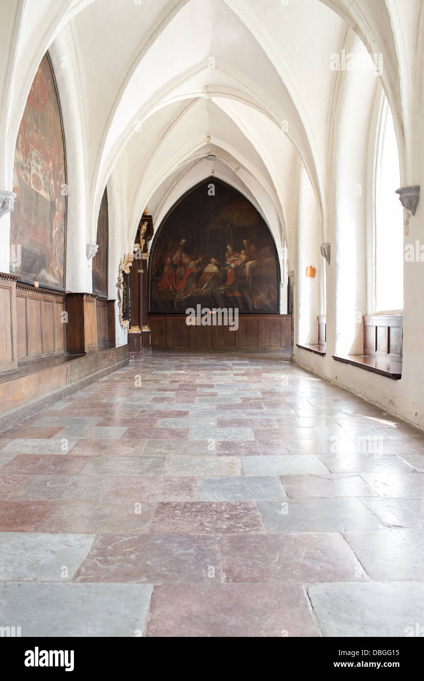 Details and architecture example in catholic church Stock Photo - Alamy