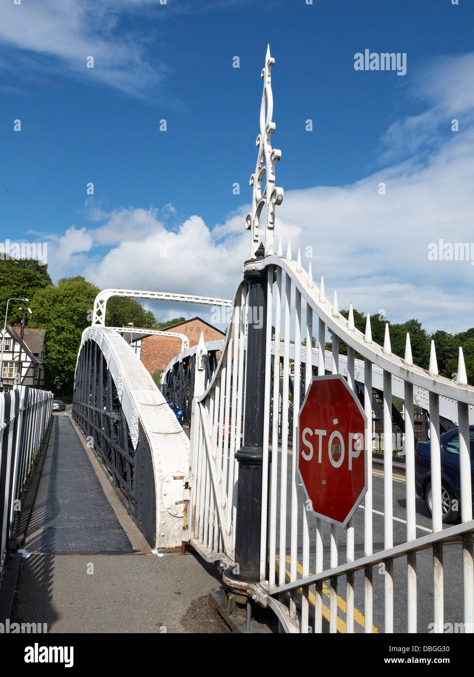 Northwich town swing bridge over hi-res stock photography and images ...