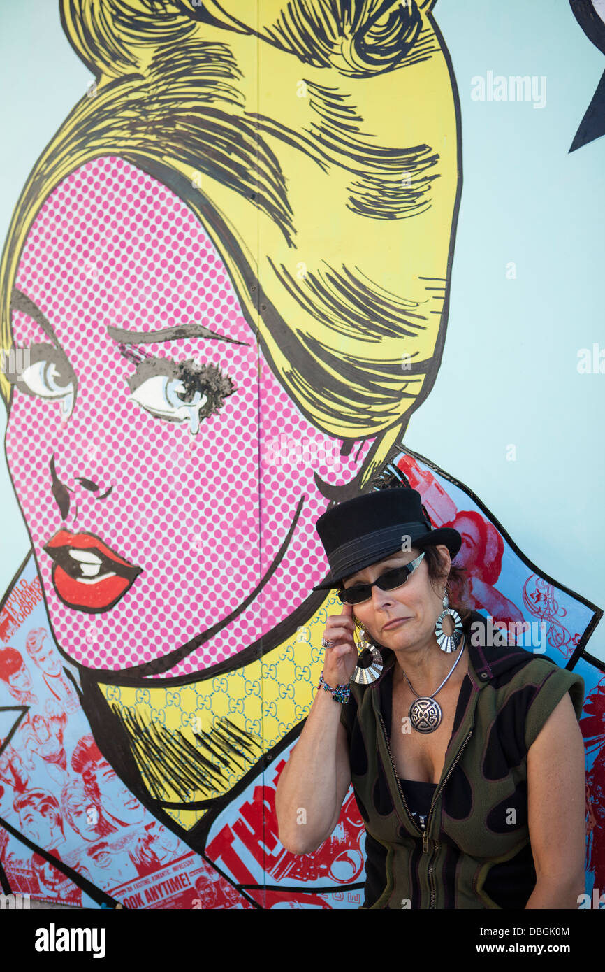 Laura wallace hi-res stock photography and images - Alamy