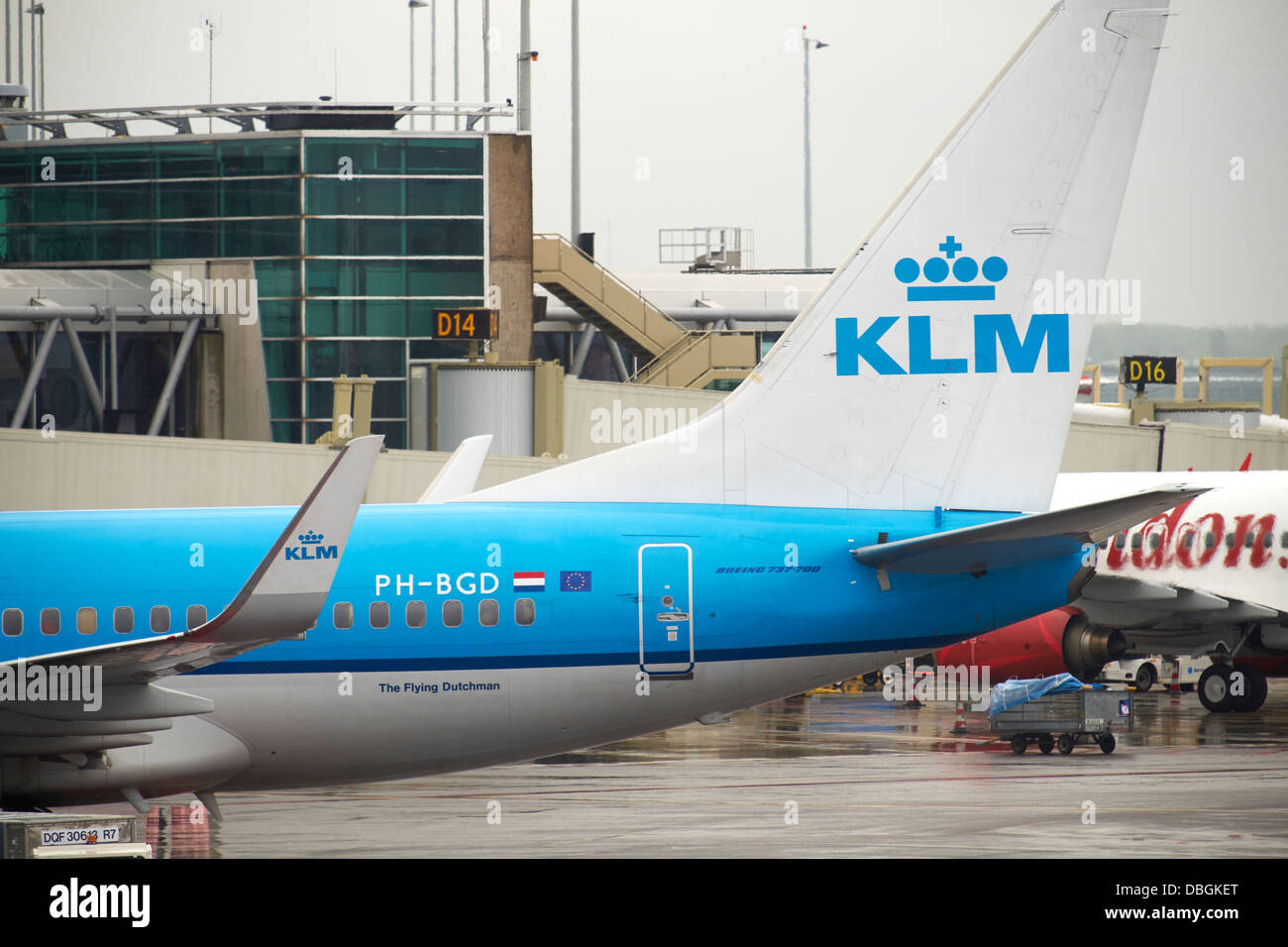 Klm aircraft hi-res stock photography and images - Alamy