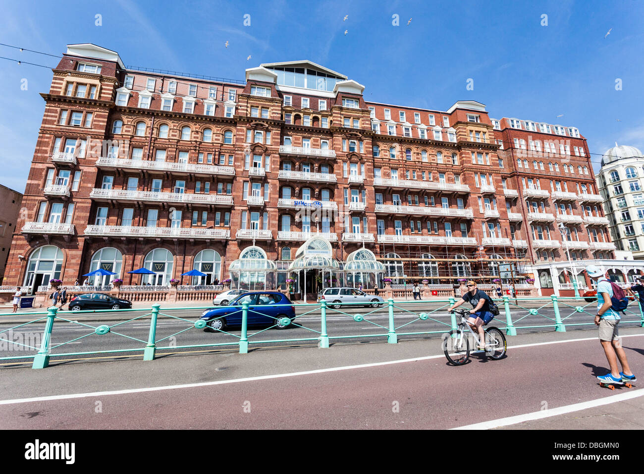 Brighton street scene hi-res stock photography and images - Alamy