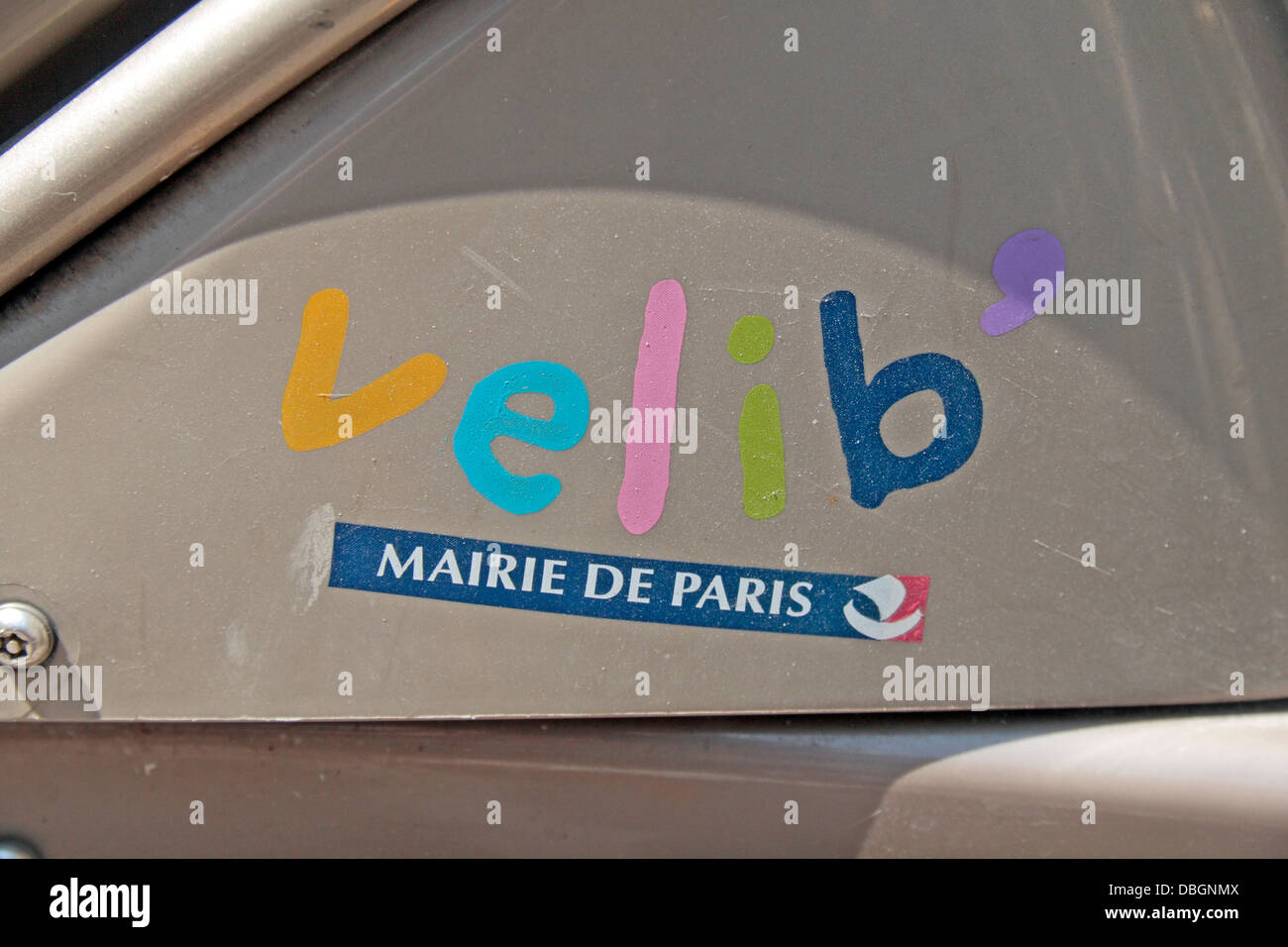 Logo velib hi-res stock photography and images - Alamy