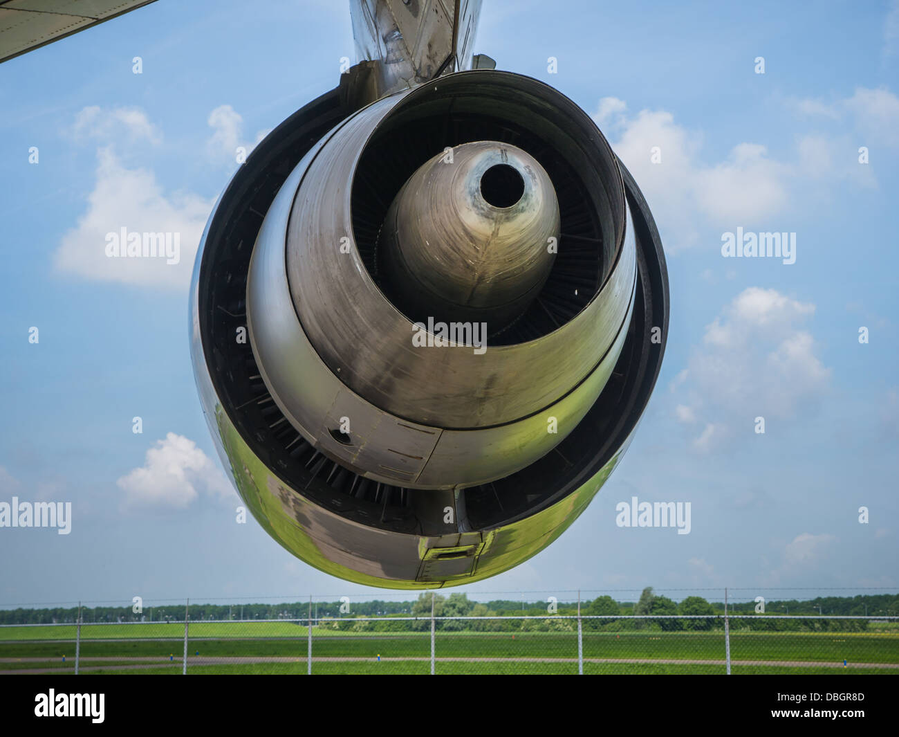 One of the engines of a Boeing 747 airplane at an airport Stock Photo ...