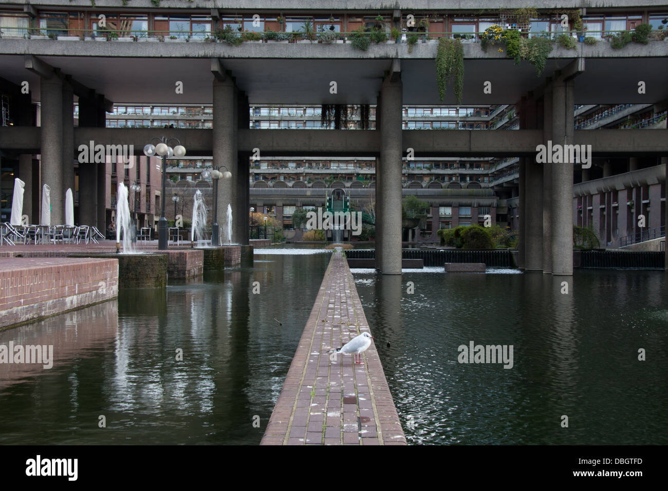 Barbican Courtyard, London, United KIngdom Stock Photo - Alamy