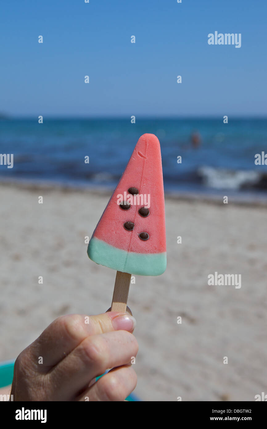 Icecream lolly hi-res stock photography and images - Alamy