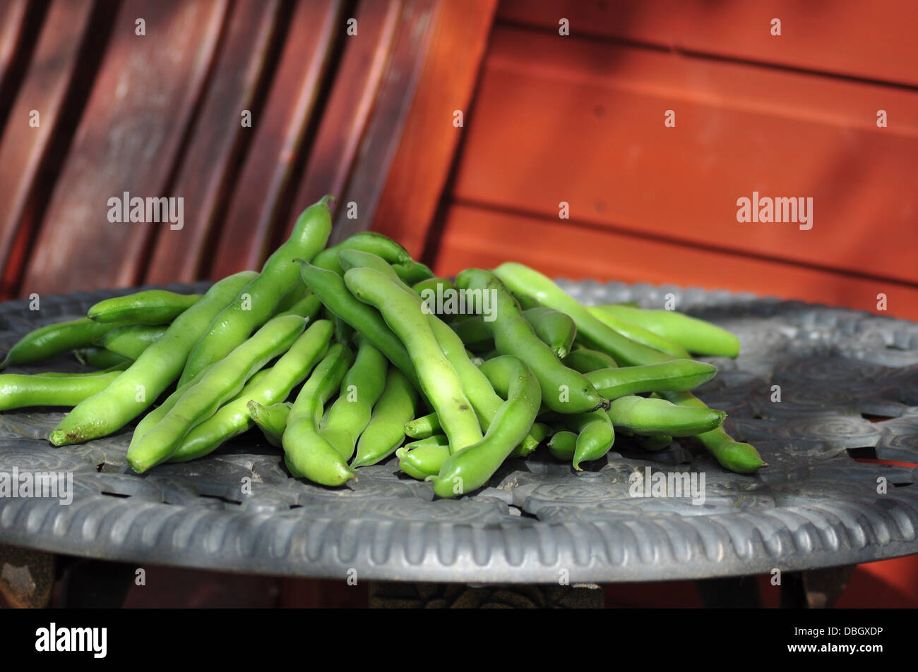 Shelled broad beans hi-res stock photography and images - Alamy