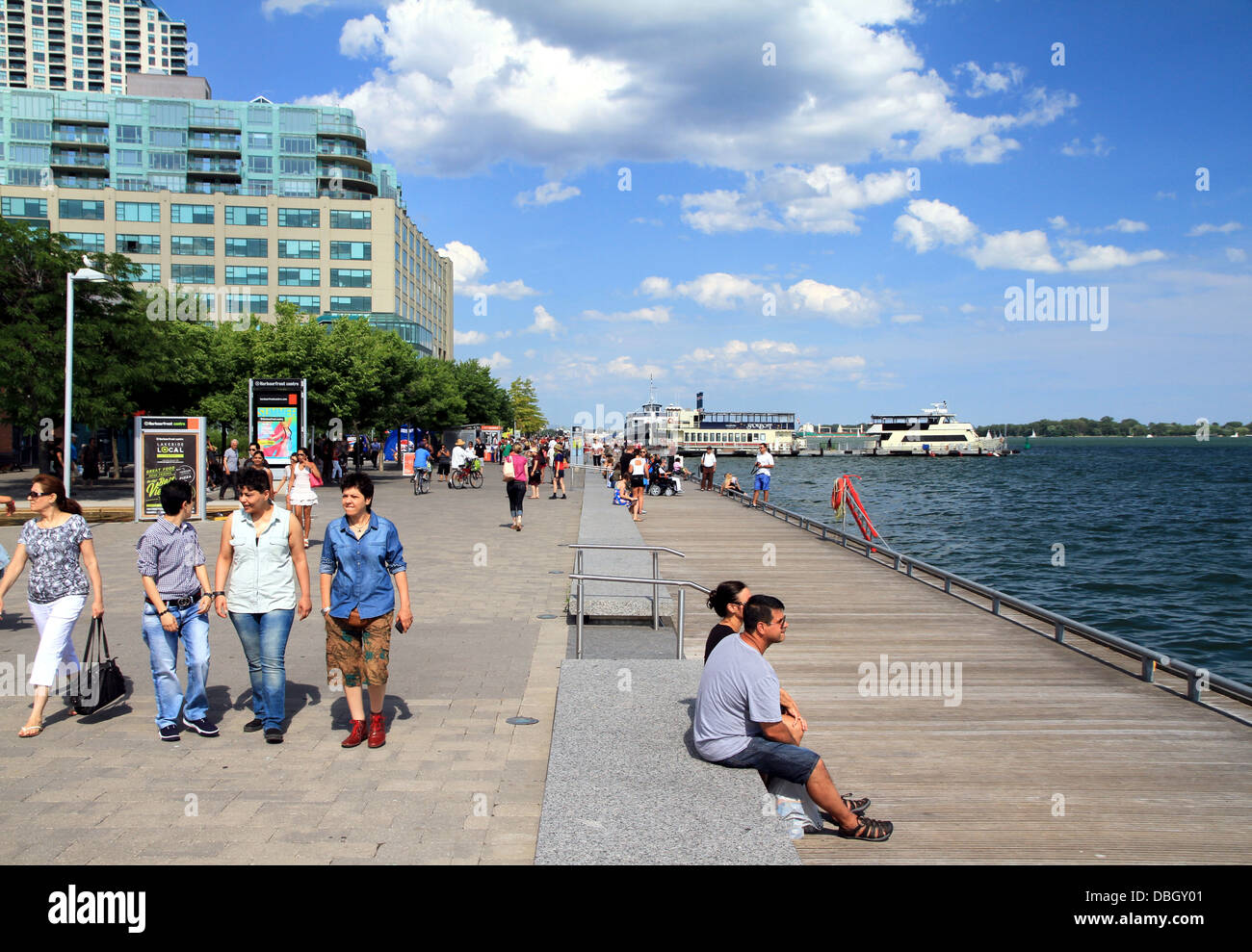 Waterfront In Toronto High Resolution Stock Photography and Images - Alamy