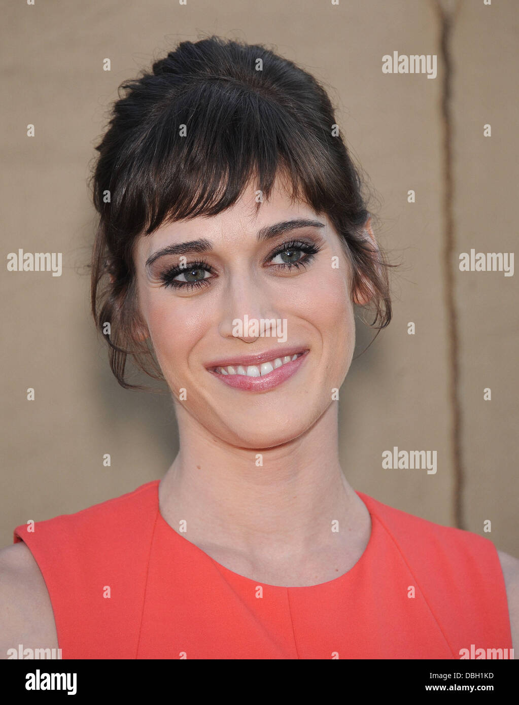 Beverly Hills, California, USA. 29th July, 2013. Lizzy Caplan arrives ...