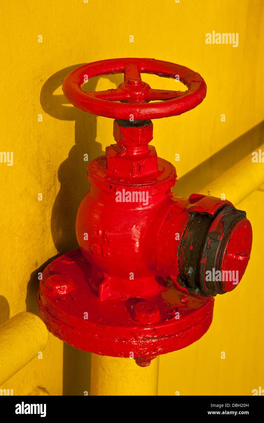 English fire hydrant hi-res stock photography and images - Alamy