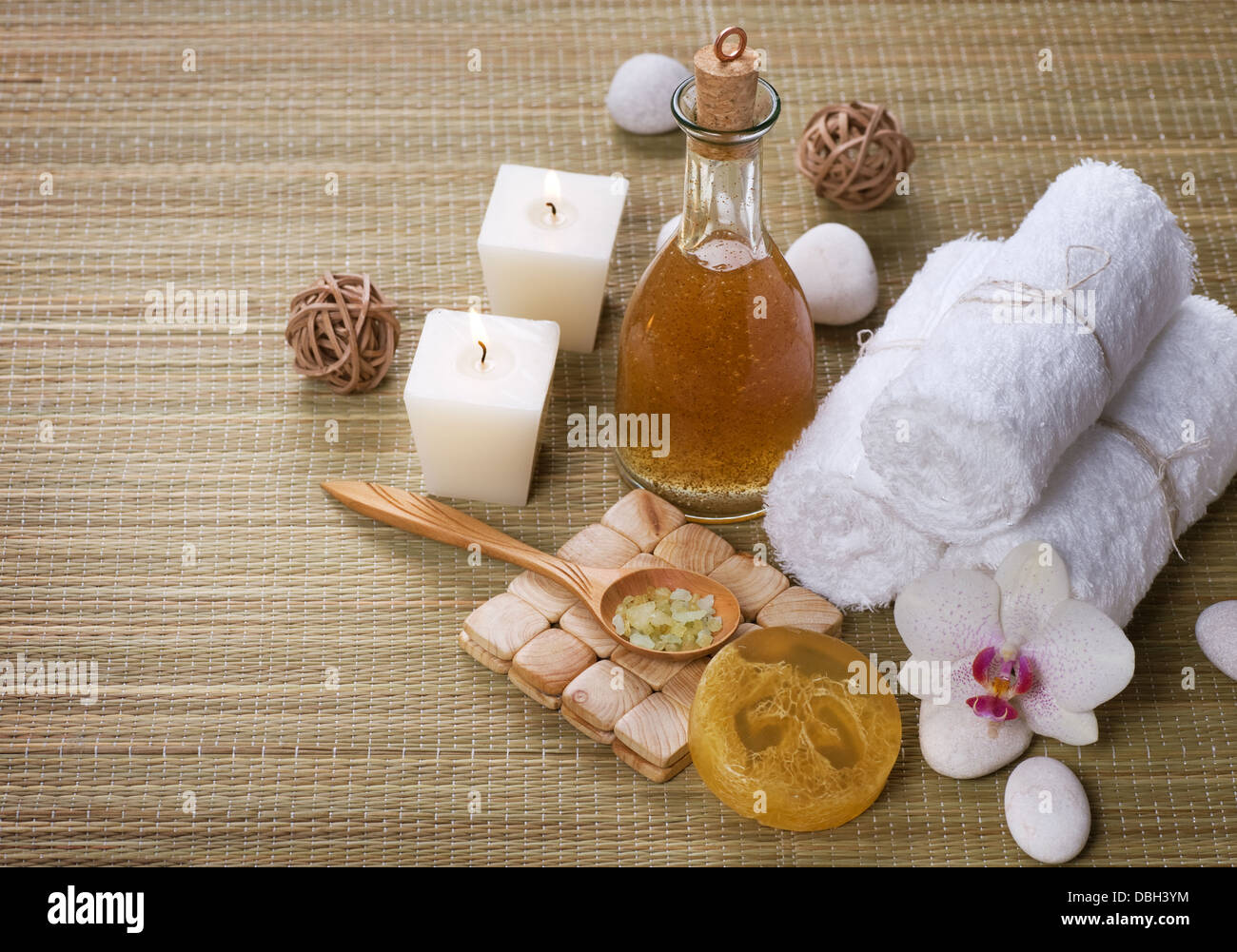 Foam bath bottle hi-res stock photography and images - Alamy