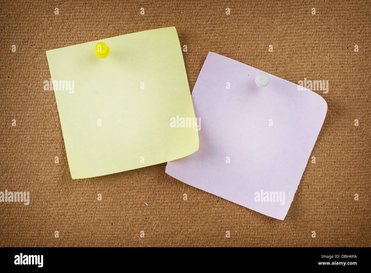 Notice board pins hi-res stock photography and images - Alamy