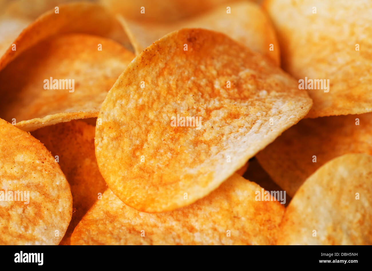 Deep fryed potato chips hi-res stock photography and images - Alamy