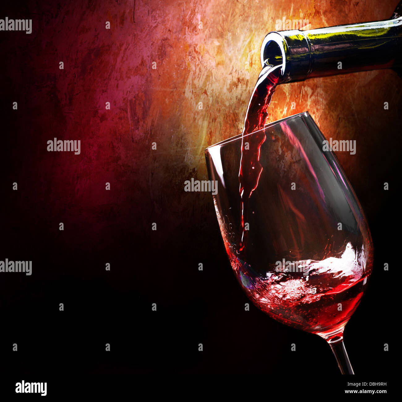 Burgundy splash hi-res stock photography and images - Alamy