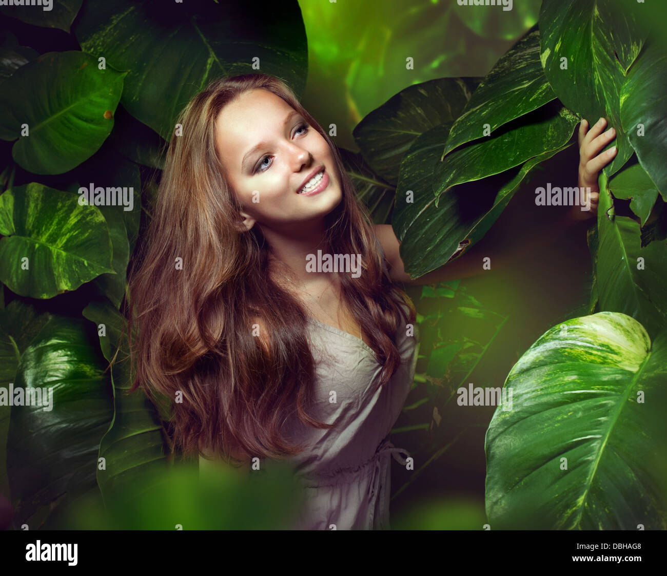 Jungle fashion hi-res stock photography and images - Alamy