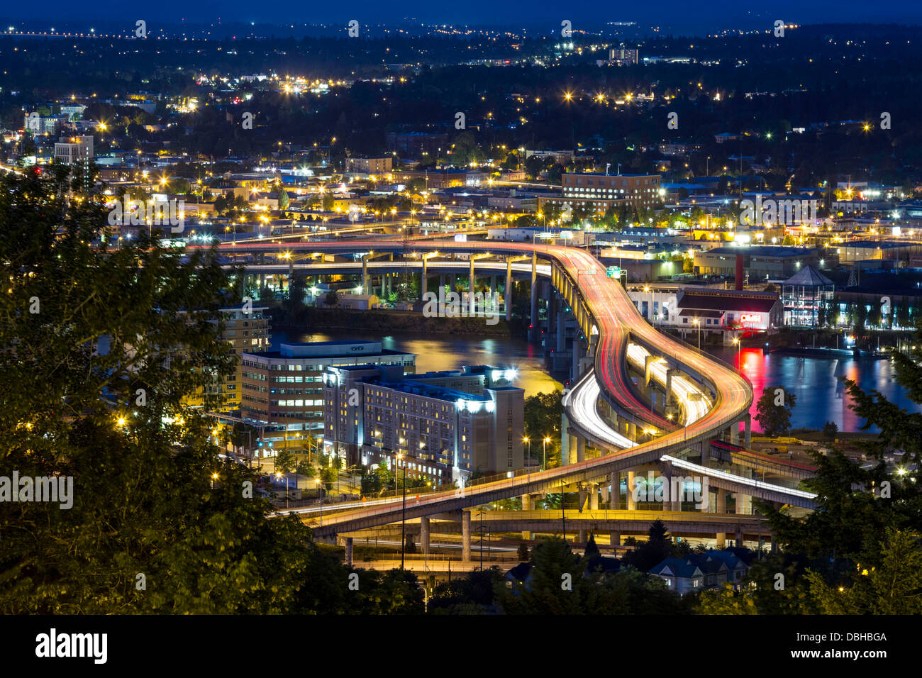 Portland freeway driving dusk hi-res stock photography and images - Alamy