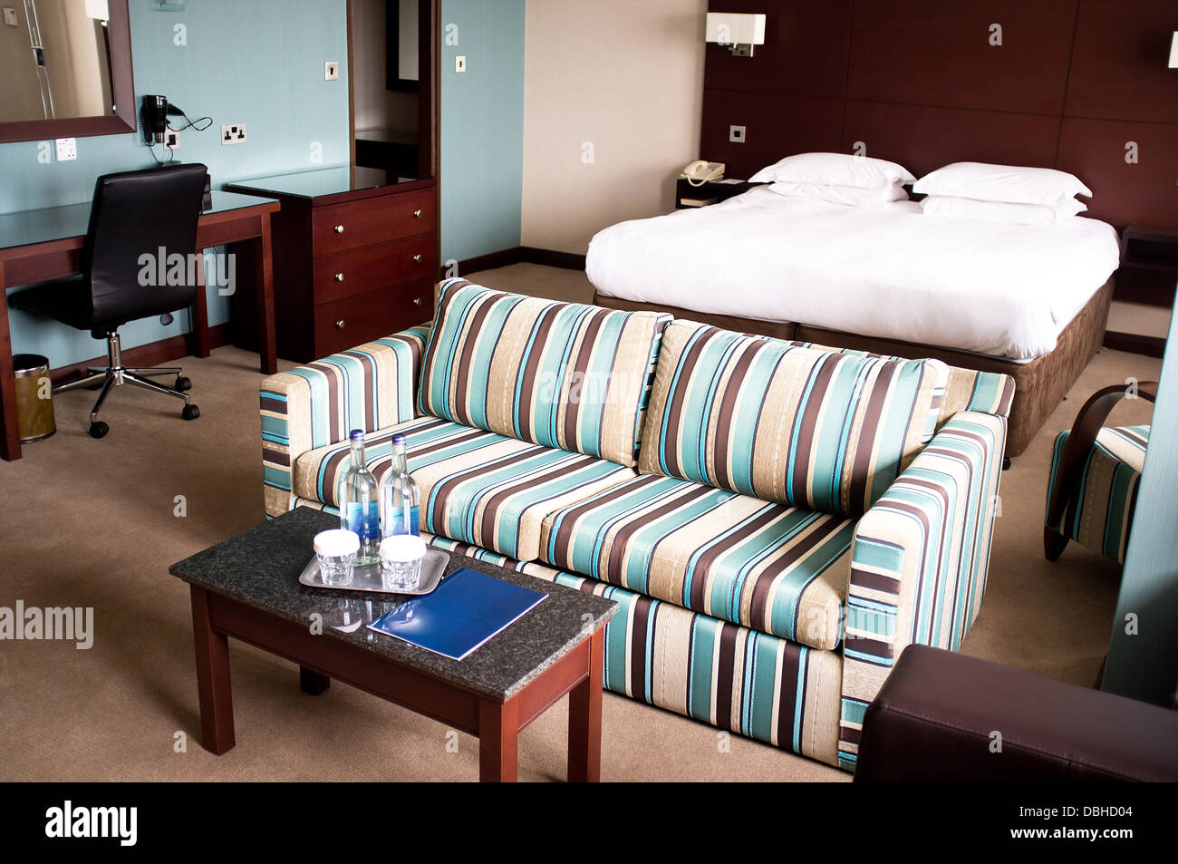 Suite room of a hotel Stock Photo - Alamy