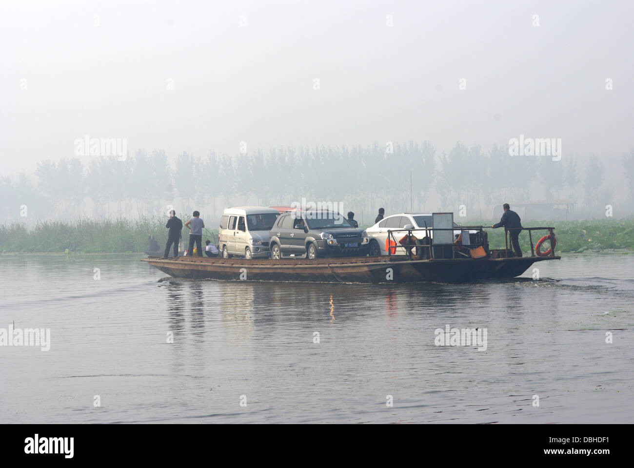 Go across hi-res stock photography and images - Alamy