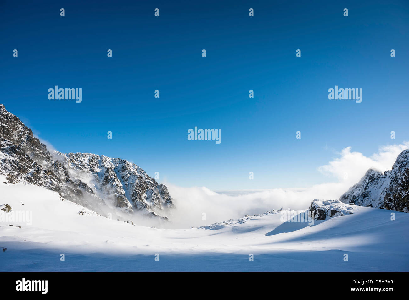 Clouds and horizon hi-res stock photography and images - Alamy