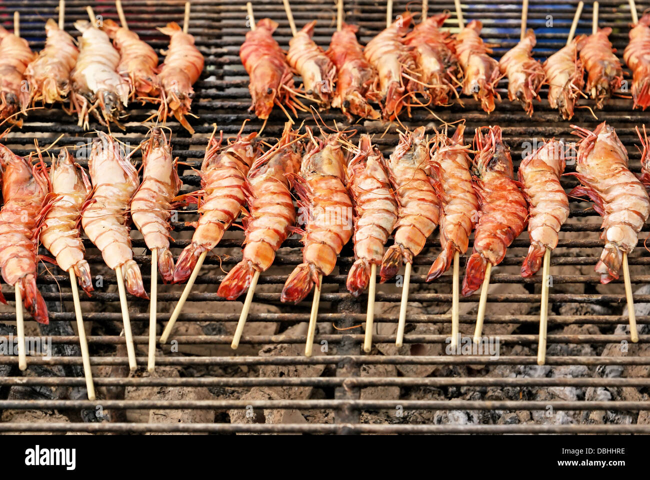 Grille shrimp hi-res stock photography and images - Alamy