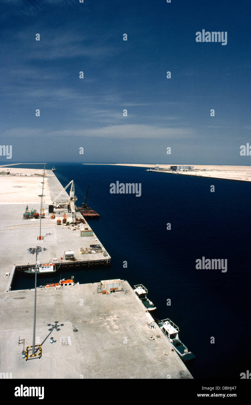 Dubai UAE Mina Jebel Ali Port 1983 Stock Photo - Alamy