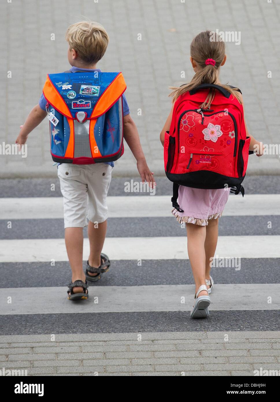ILLUSTRATION - An illustrated picture shows future first graders Amy ...