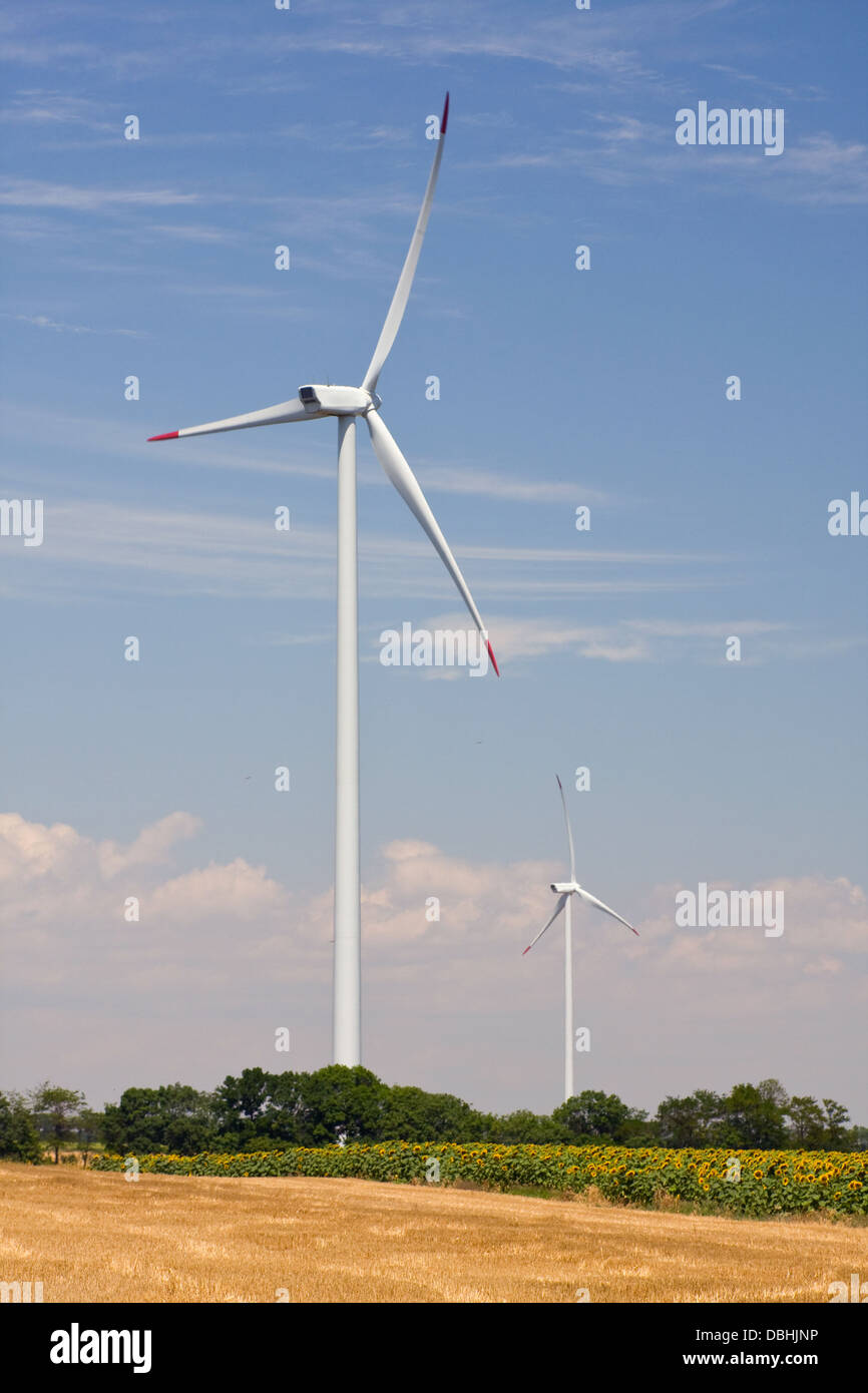 Wind turbines generating electricity Stock Photo - Alamy