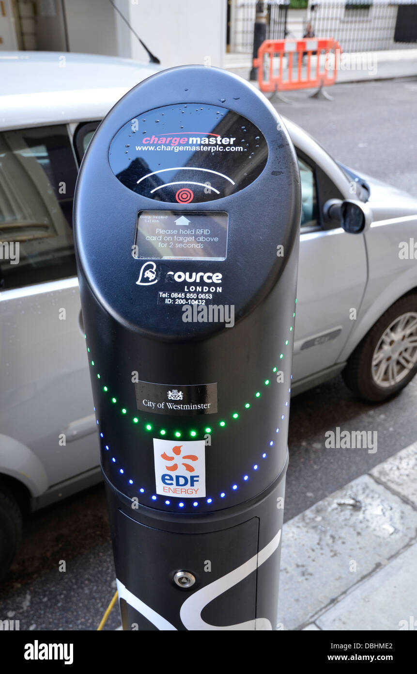 Electric Car Charge Point Stock Photos & Electric Car Charge Point ...