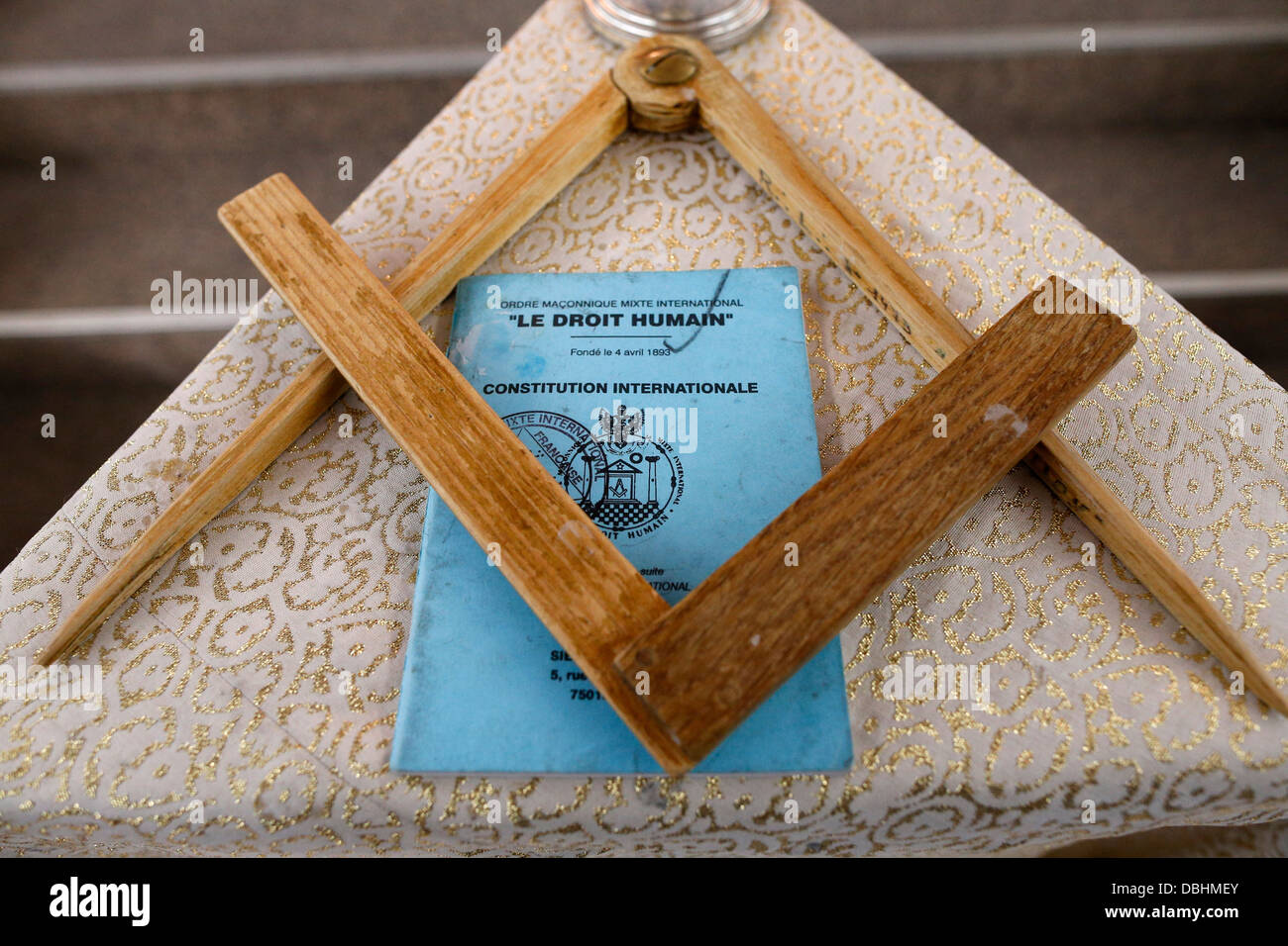 International Order of Co-Freemasonry Le Droit Humain. Masonic symbols ...