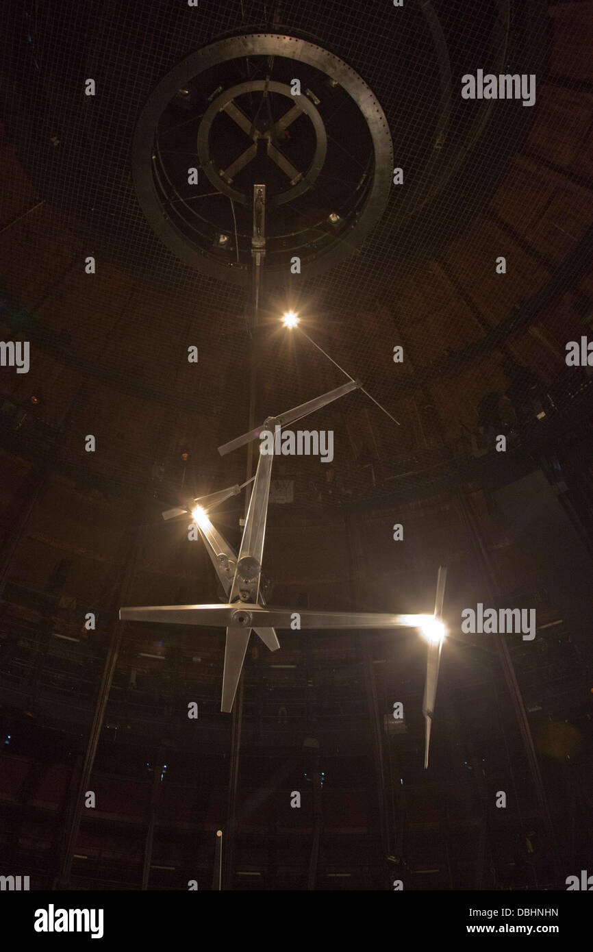 Large scale device hi-res stock photography and images - Alamy