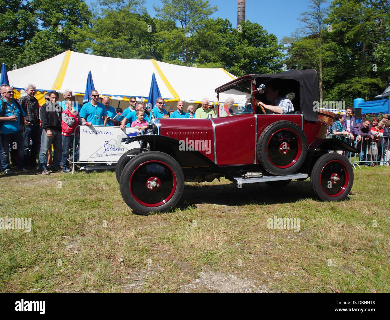 The 1925 Citroen C3 is a vintage car that was part of the early Citroen ...