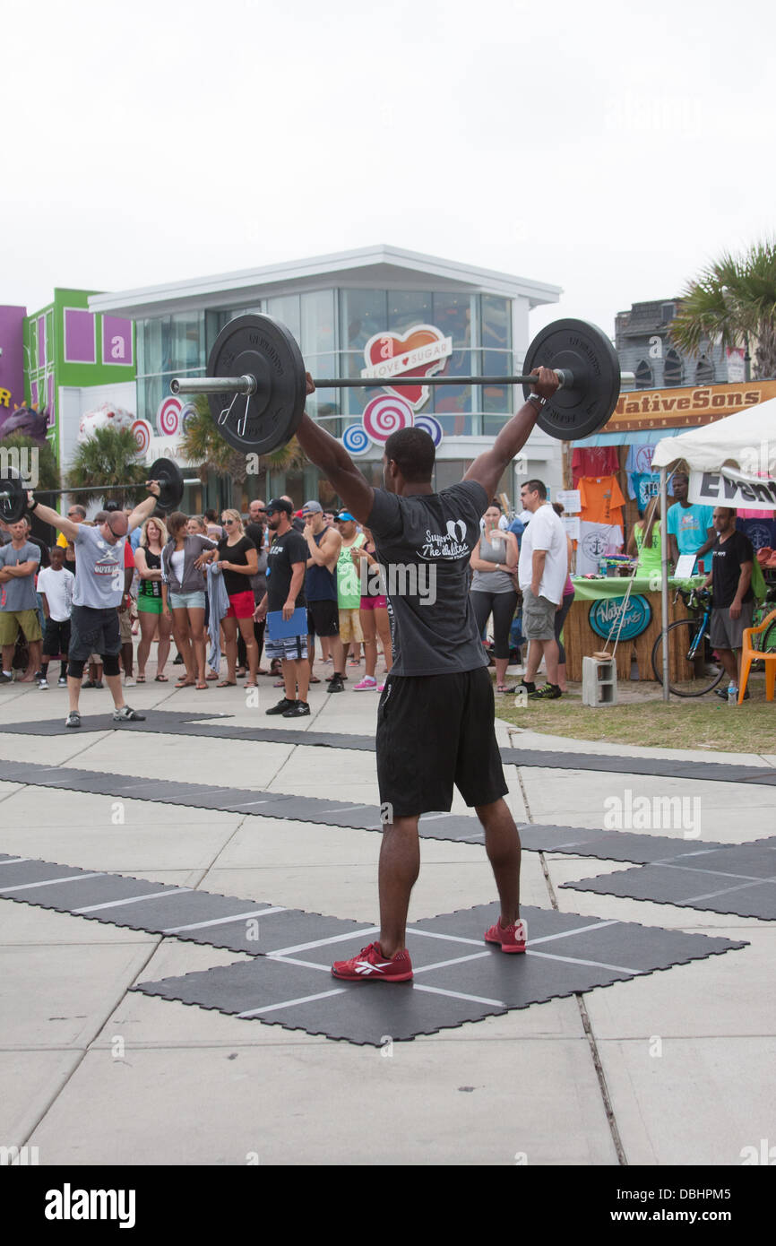 Crossfit games competition hi-res stock photography and images - Alamy