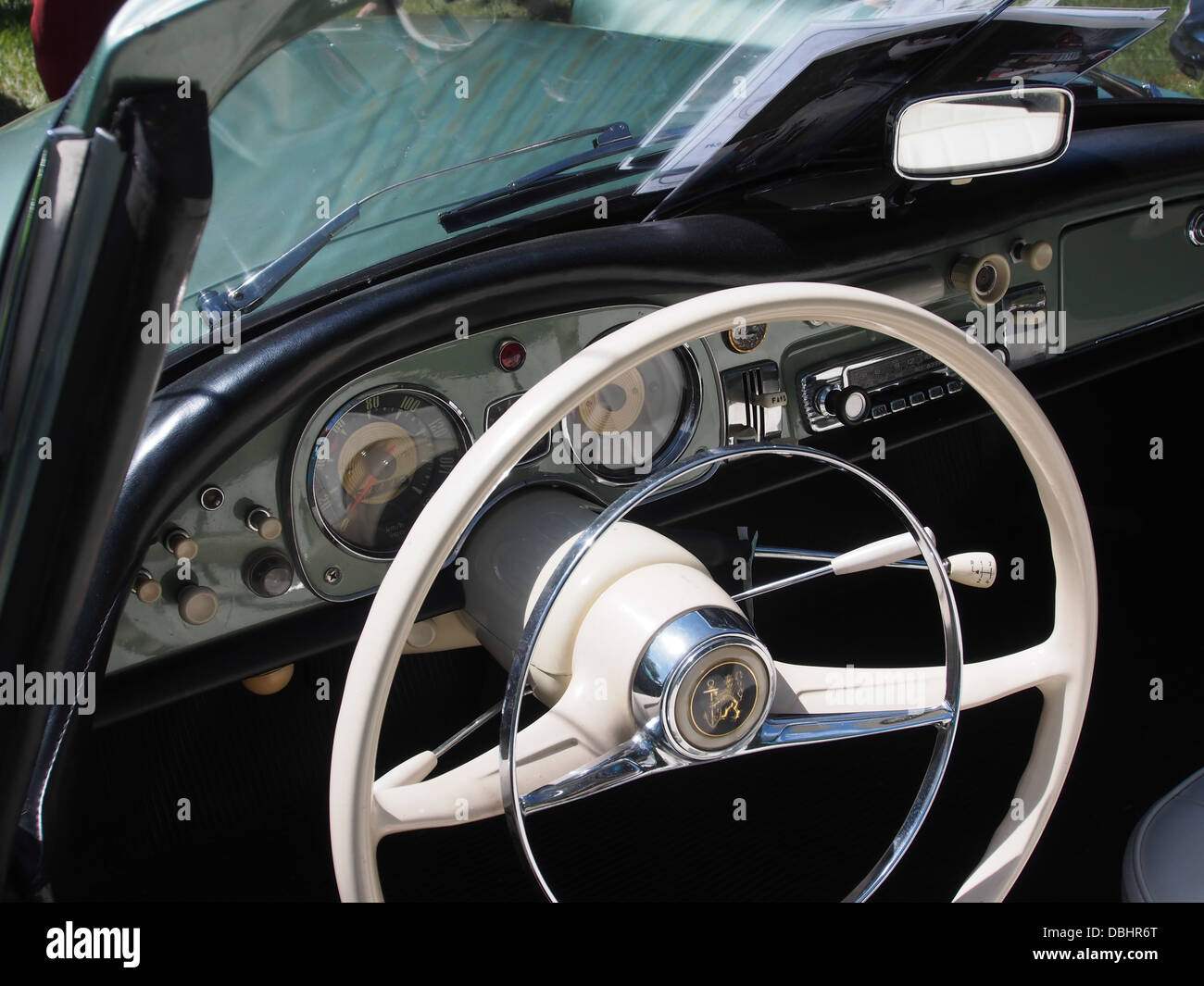 Two stroke engine hi-res stock photography and images - Alamy