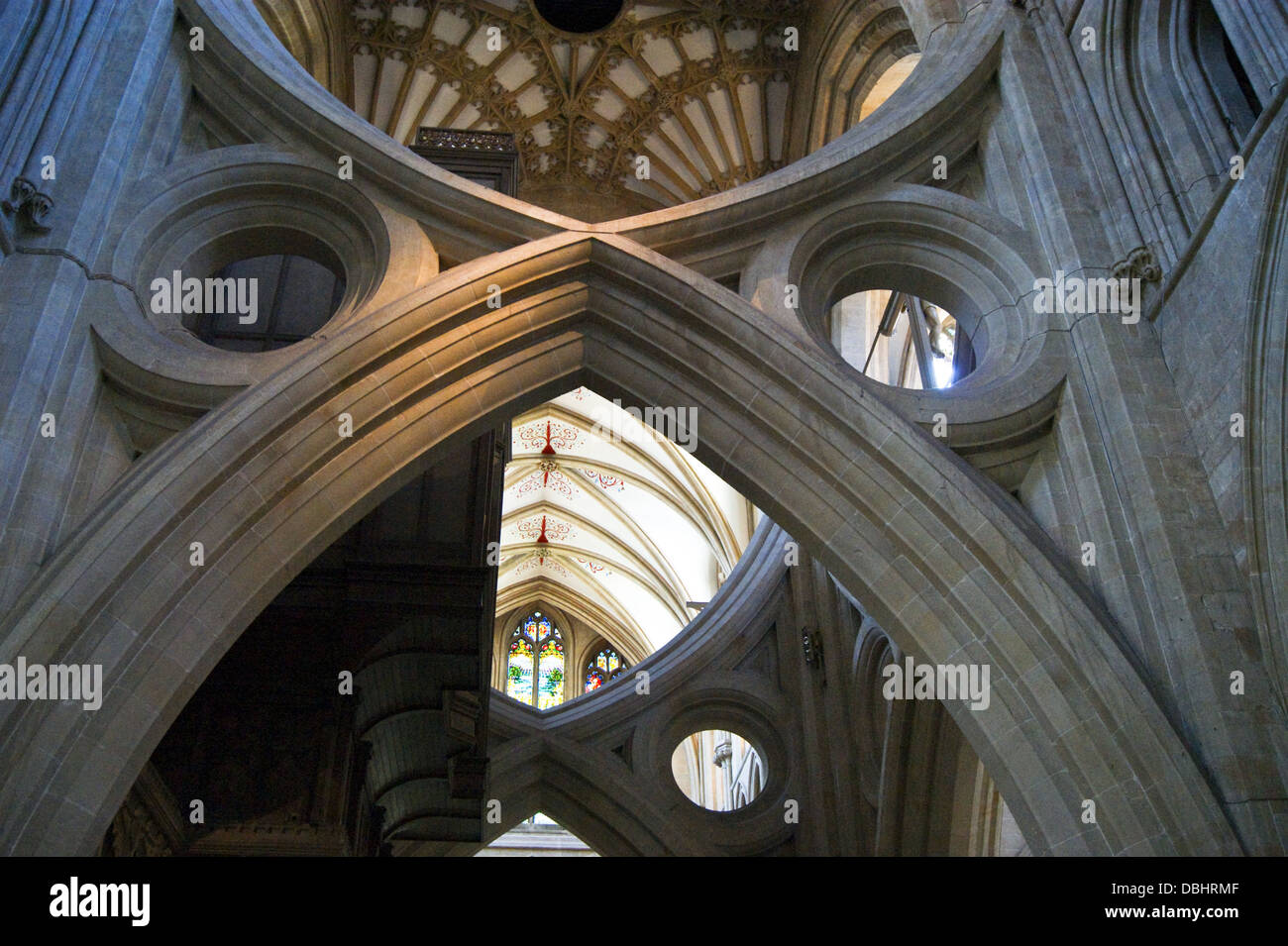 Scissor arch hi-res stock photography and images - Alamy
