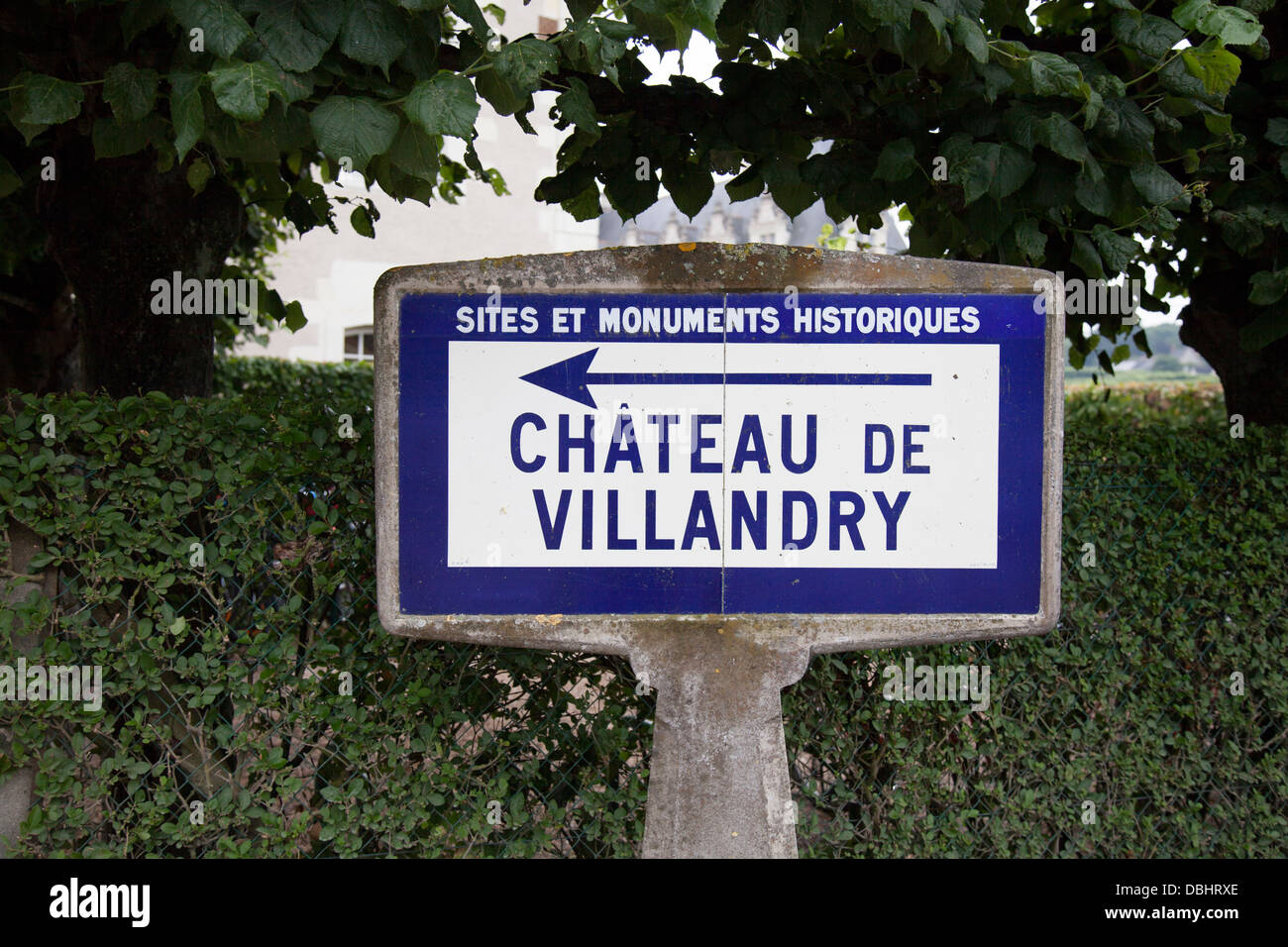 Chateau sign hi-res stock photography and images - Alamy